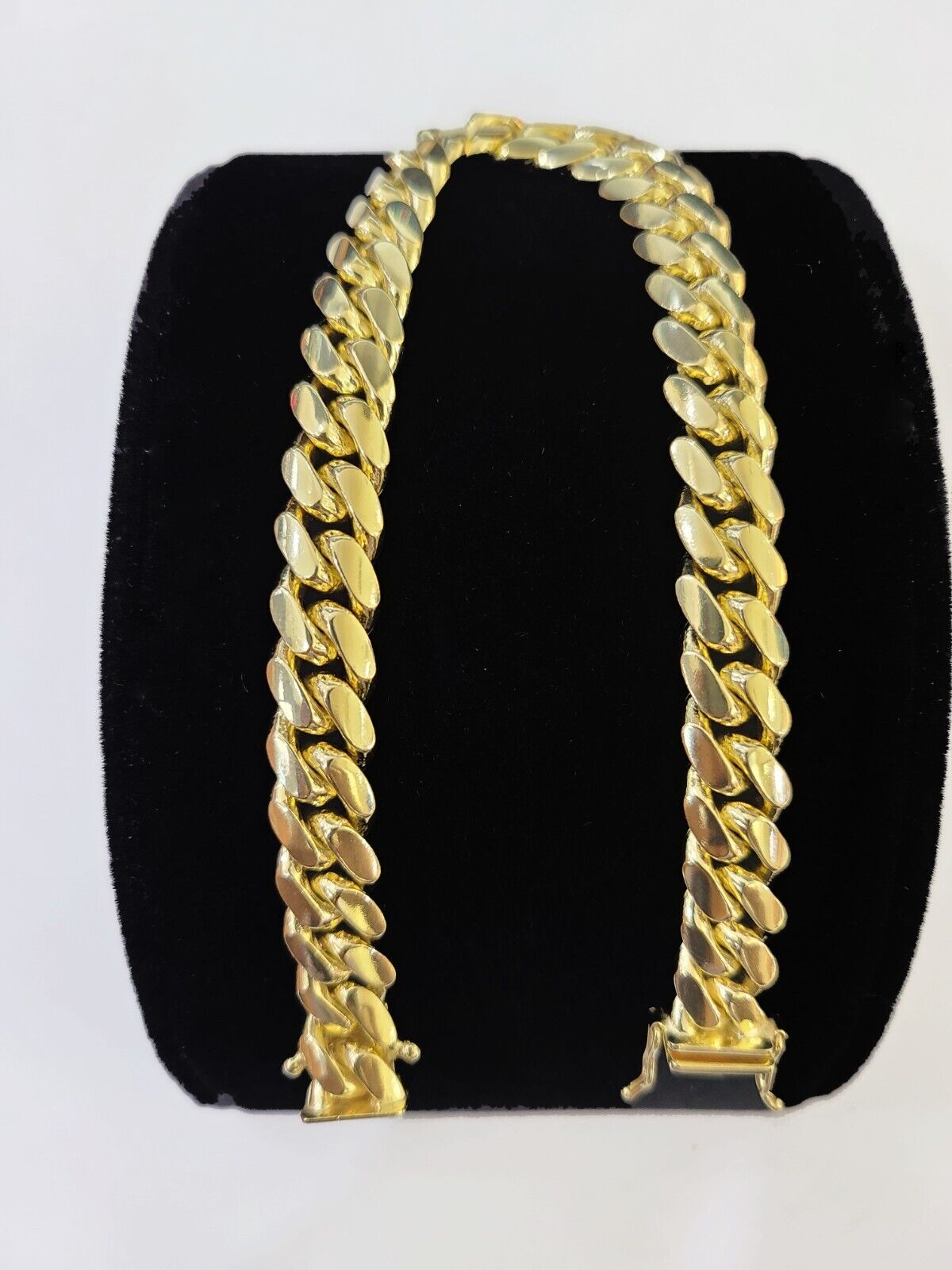Best Place to Buy 10k, 14k Gold Miami Cuban Bracelets in Texas, USA ...